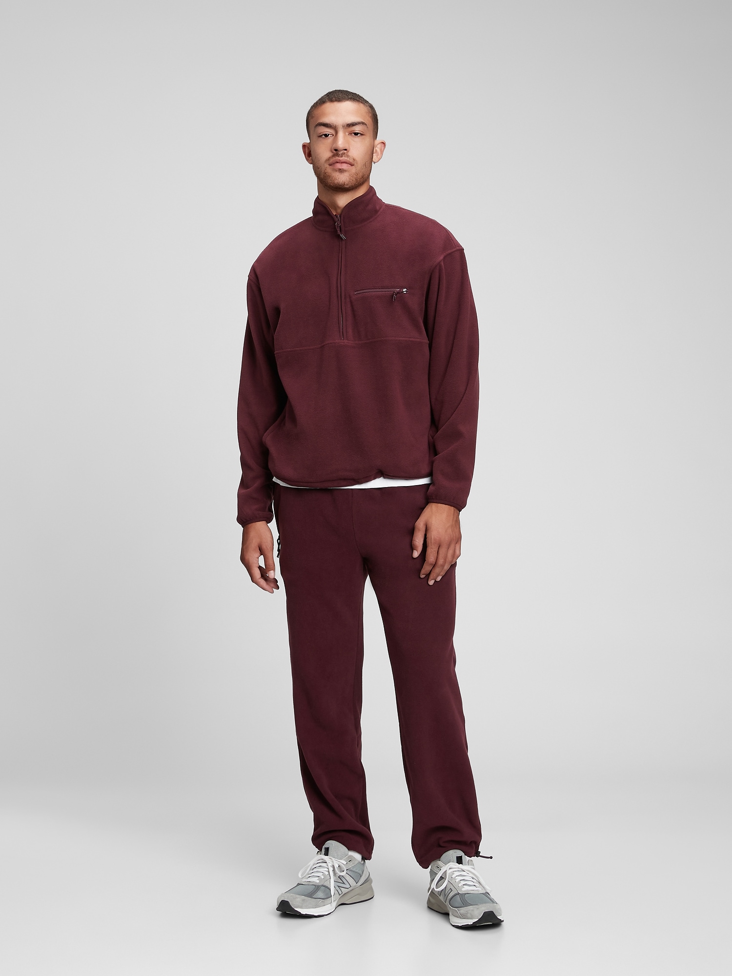 Pantalon de jogging en molleton nordique en polyester recyclé à 100 % | Gap