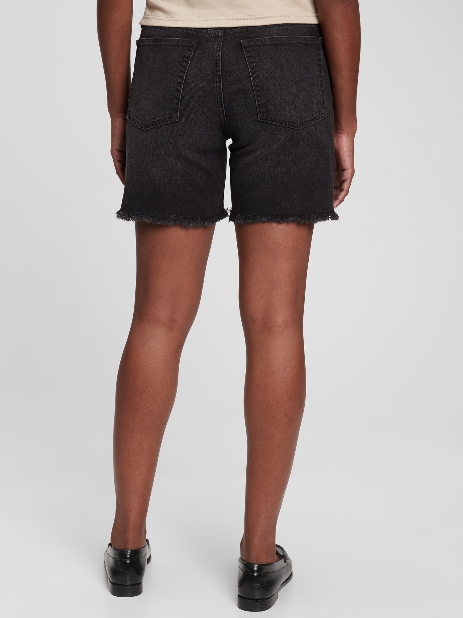 6" High Rise Cheeky Midi Shorts | Gap