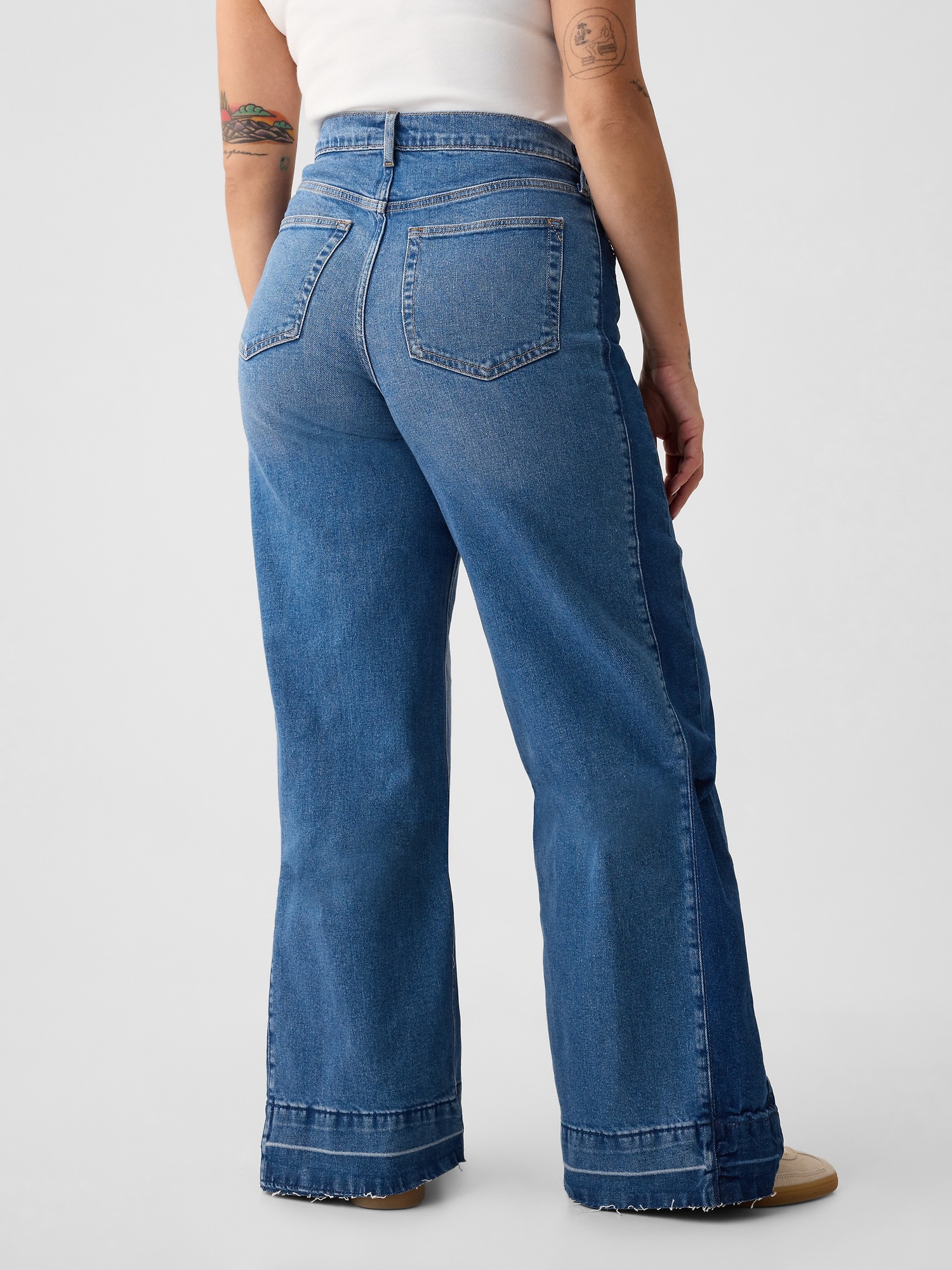 High Rise Stride Wide-Leg Jeans | Gap